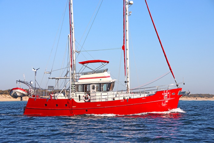 Diesel Duck 46+2 – Anchorline